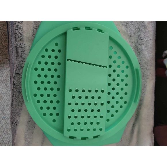 Tupperware | Kitchen | Vintage 2 Piece Tupperware Cheese Shredder ...